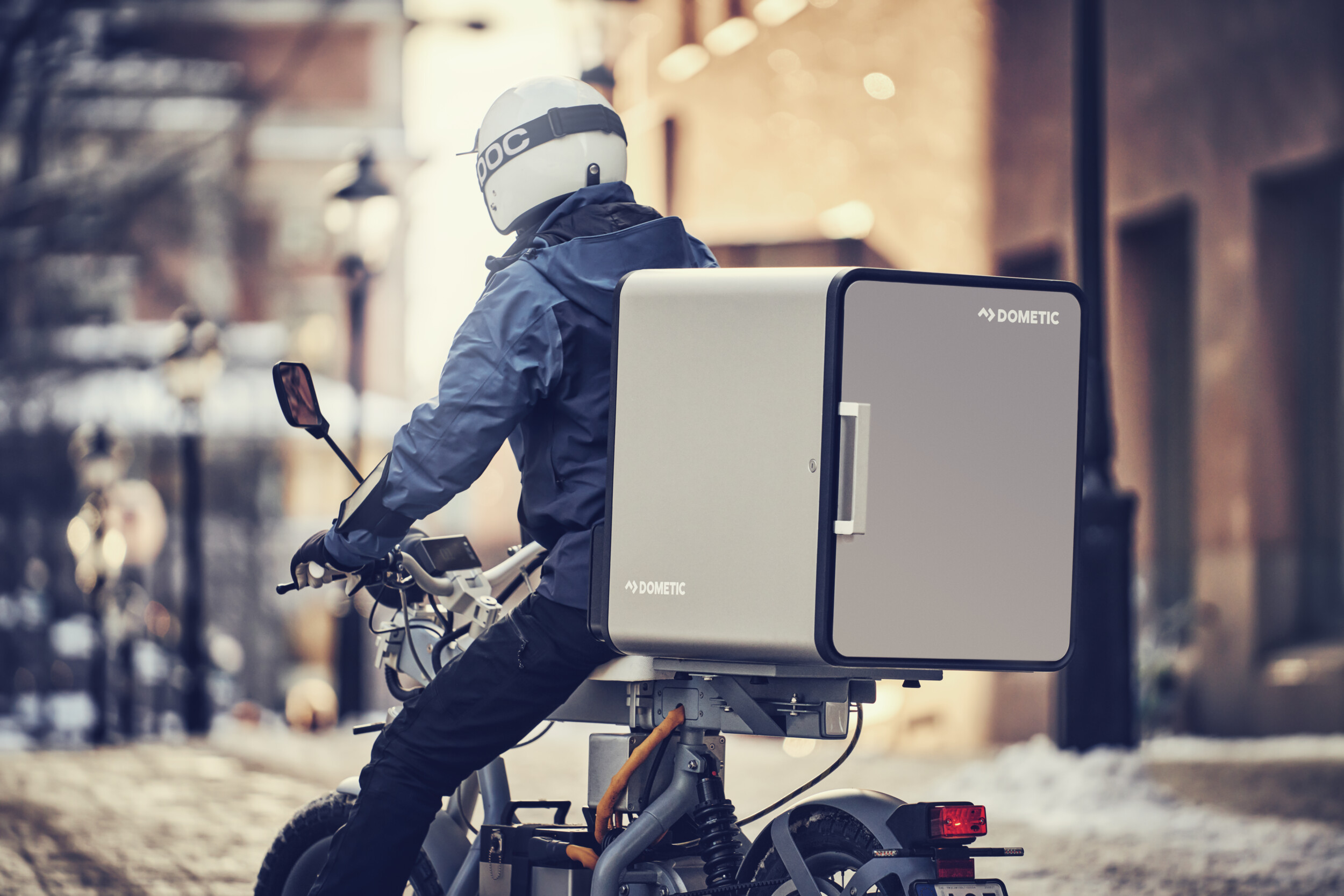 Temp-Controlled Smart Delivery Box Enters U.S. Market - Food On Demand
