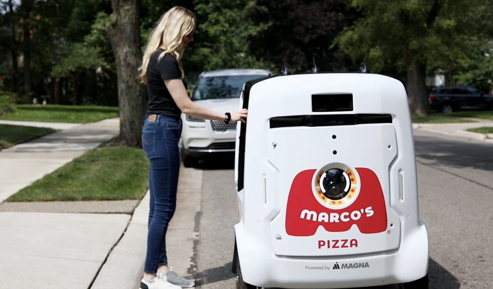 Marco’s Pizza Tests Self-Driving Delivery Bots | Food On Demand